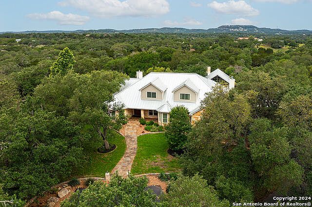 518 Summit Trail, Boerne, TX 78006 | MLS #1779507 | Zillow