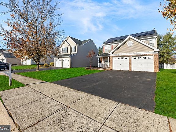 25 Brownstone Rd, East Windsor, NJ 08520 | MLS #NJME2052186 | Zillow