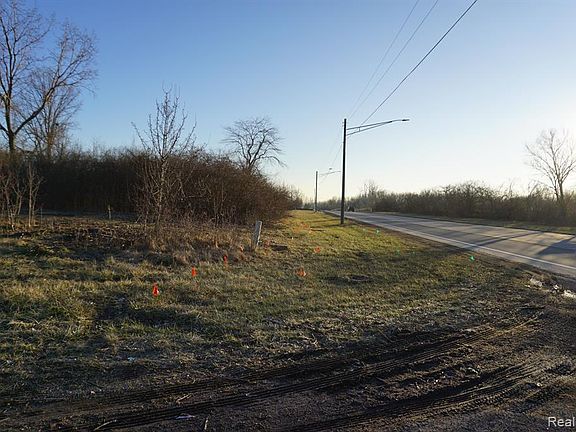 28855 W Jefferson Ave, Rockwood, MI 48173 | MLS #20240007249 | Zillow