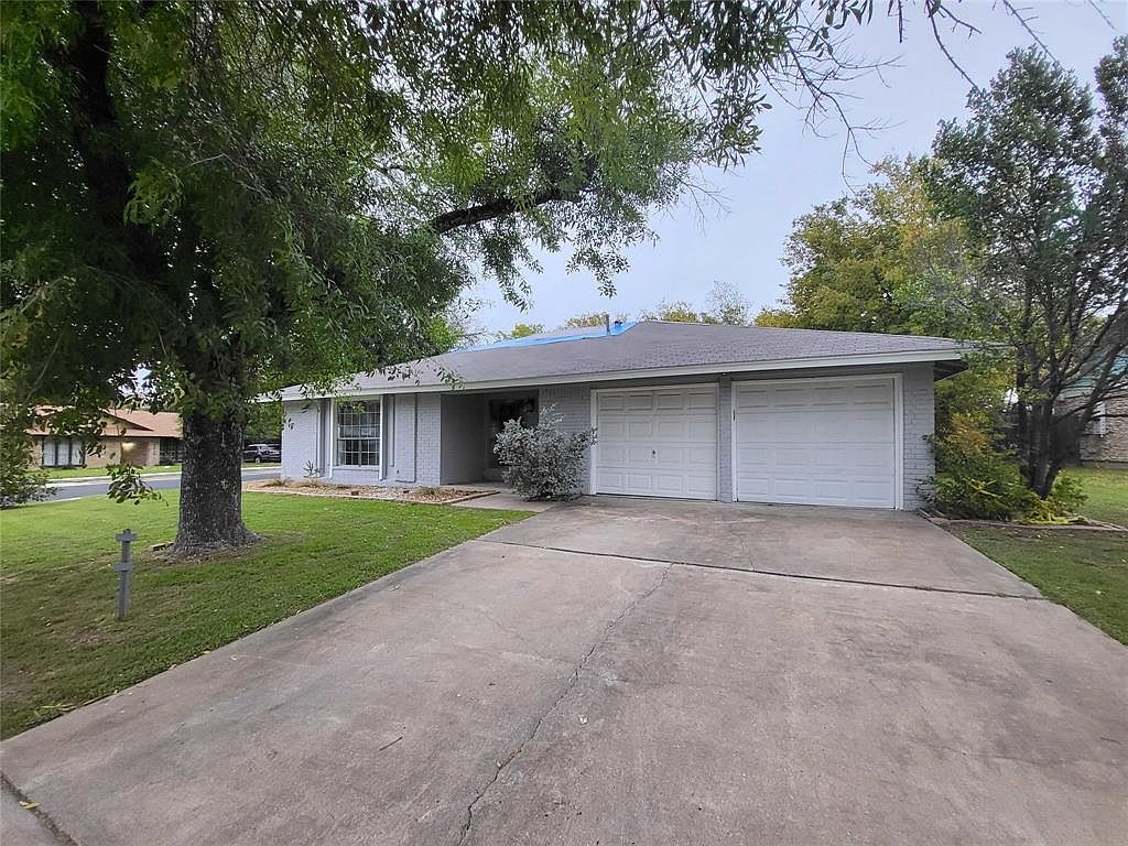 1112 Red Cliff Dr, Austin, TX 78758 | Zillow