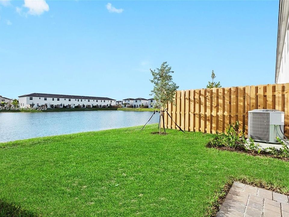 12900 NW 22nd Ave Miami FL | Zillow