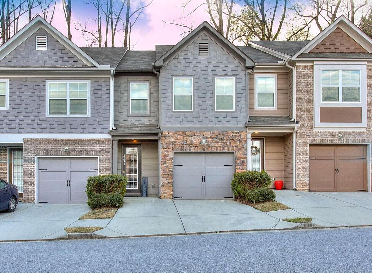 2233 Triple Crown Ln, Lithonia, GA 30058 | MLS #10177015 | Zillow