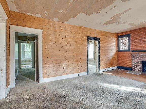 855 Park St, Bristol, VA 24201 | Zillow