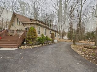 115 Podunk Path, Pocono Lake, PA 18347 | MLS #PAMR2004658 | Zillow