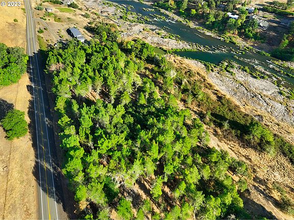 N Bank Rd #3800, Roseburg, OR 97470 | MLS #23441544 | Zillow