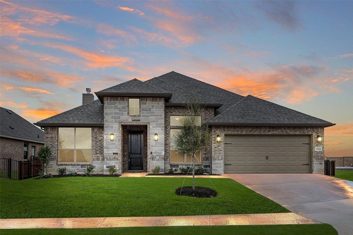 7712 Sweet Sorghum St, Cleburne, TX 76058 | Zillow