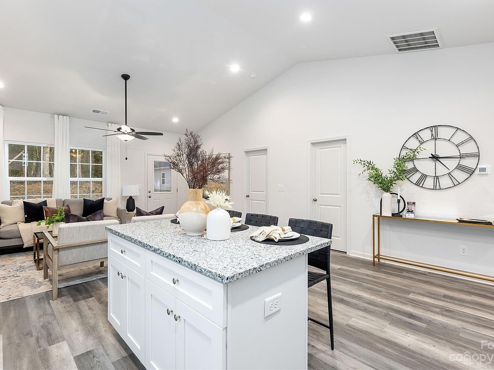 4720 Crestmont Dr, Charlotte, NC 28205 | Zillow
