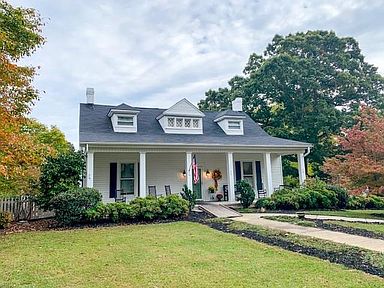 343 S Main St, Chatham, VA 24531 | Zillow