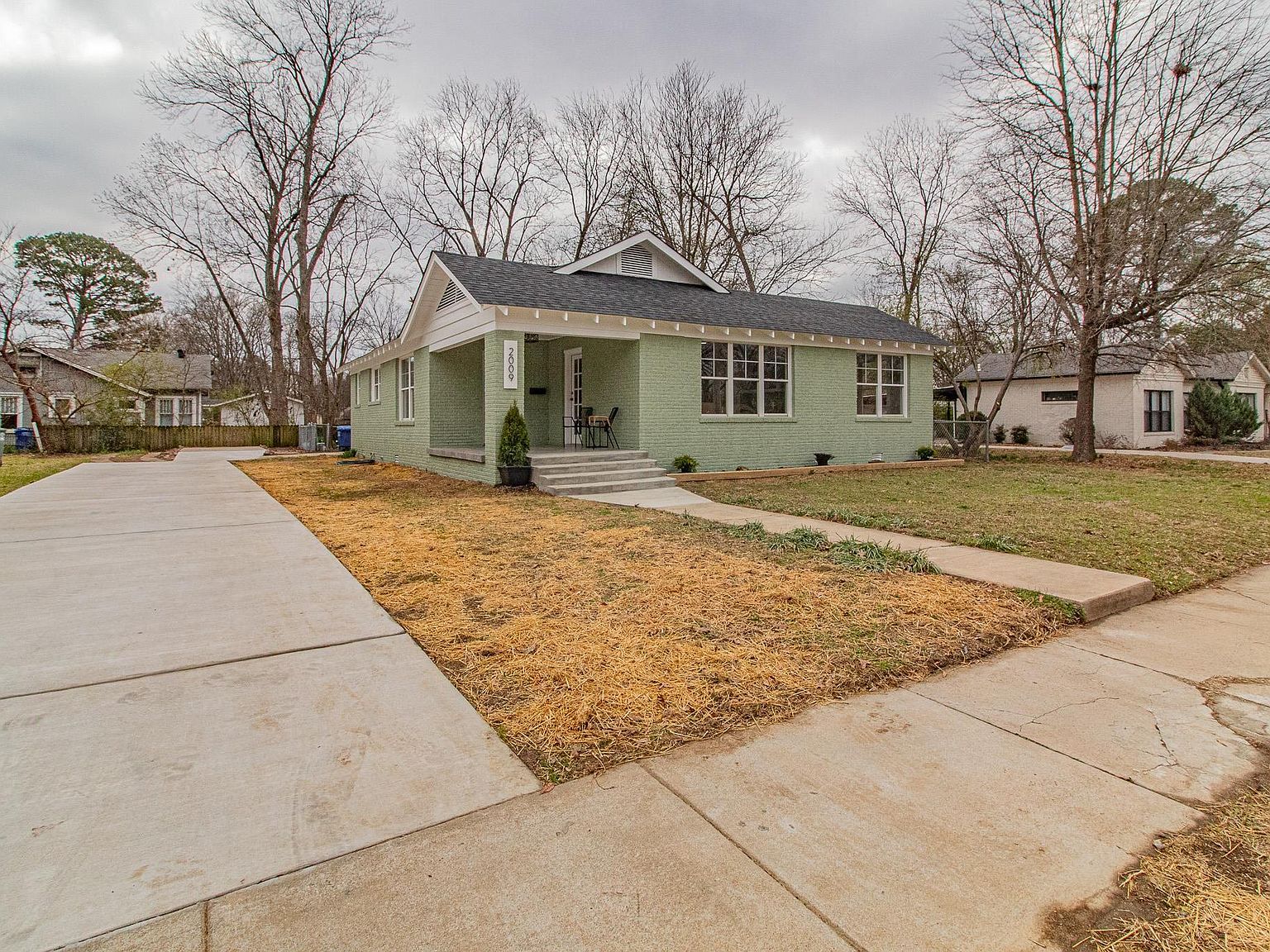 2009 Prince St, Conway, AR 72034 | Zillow
