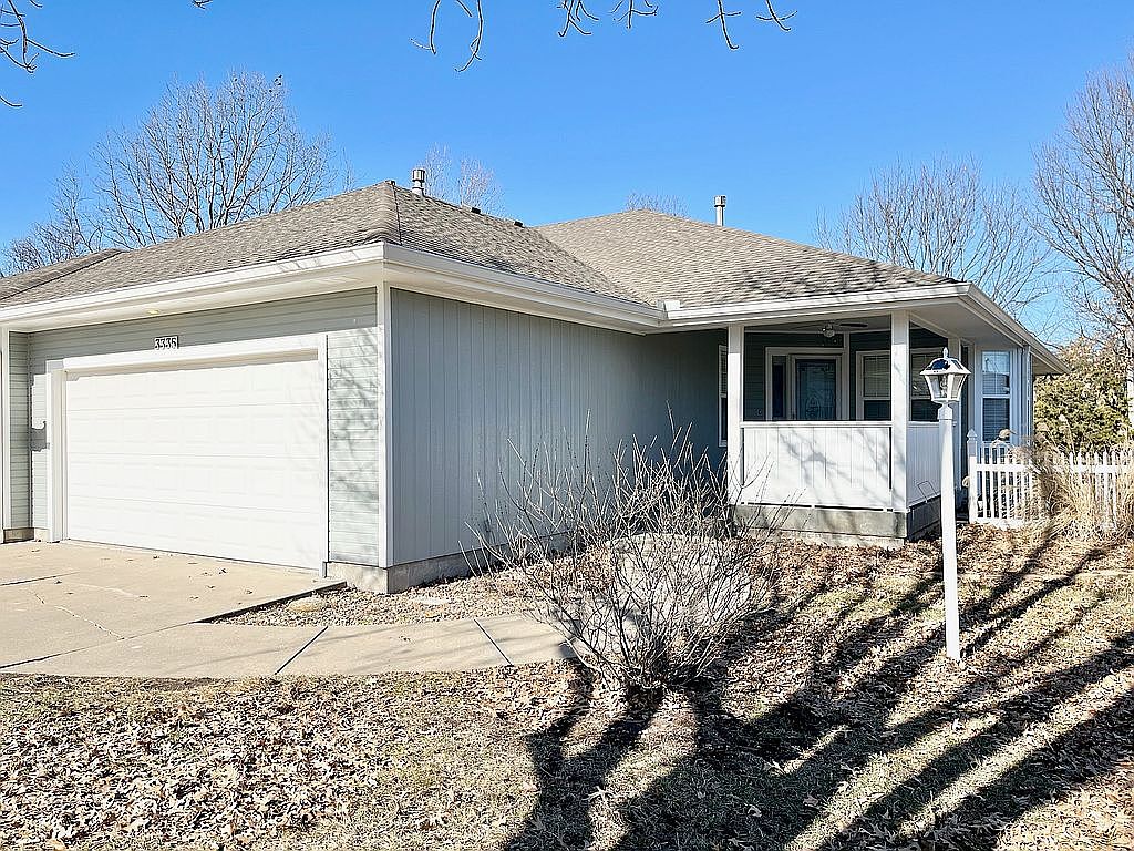 3335 SW Chelsea Cir, Topeka, KS 66614 | Zillow