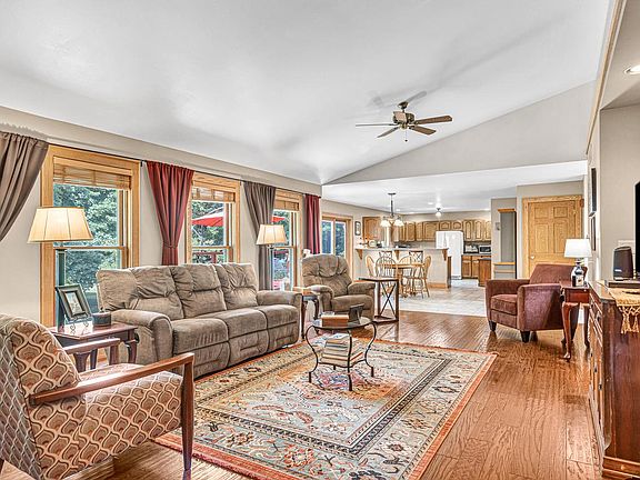 880 Oak Ridge DRIVE, Plymouth, WI 53073 | MLS #1841315 | Zillow