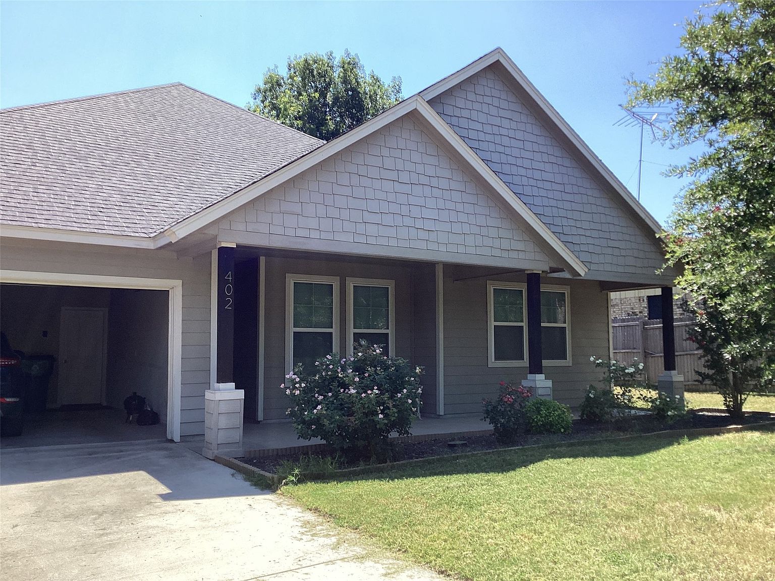 402 N Trinity St, Decatur, TX 76234 | MLS #20655327 | Zillow