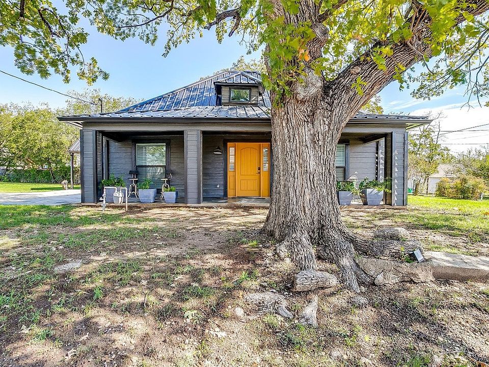 403 S Lane St, Decatur, TX 76234 | Zillow