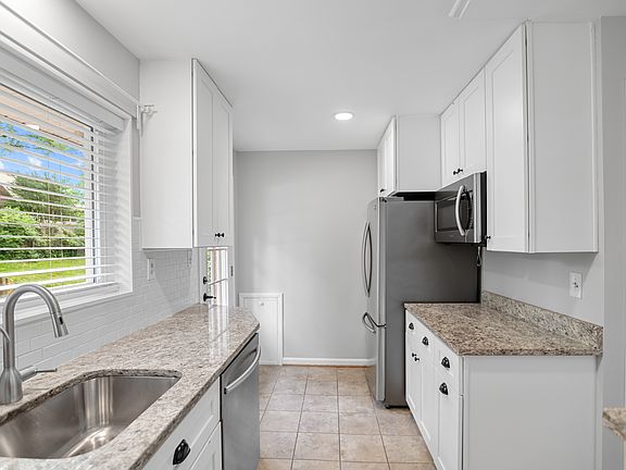 125 N Grayson St, Alexandria, VA 22304 | Zillow