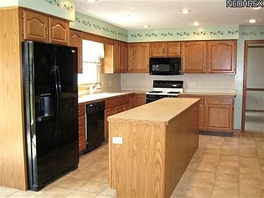 45 Jade Cir, Canfield, OH 44406 | Zillow