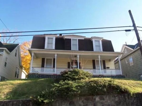 Bluefield WV Single Family Homes For Sale - 34 Homes | Zillow