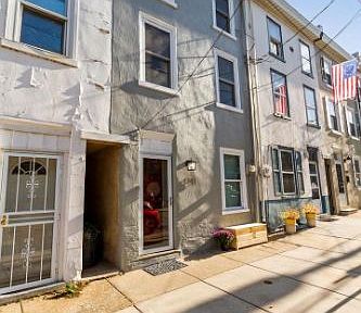 4743 Smick St, Philadelphia, PA 19127 | Zillow