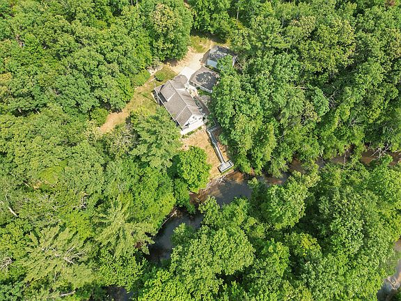 22693 W Howard City Edmore Rd, Howard City, MI 49329 | Zillow