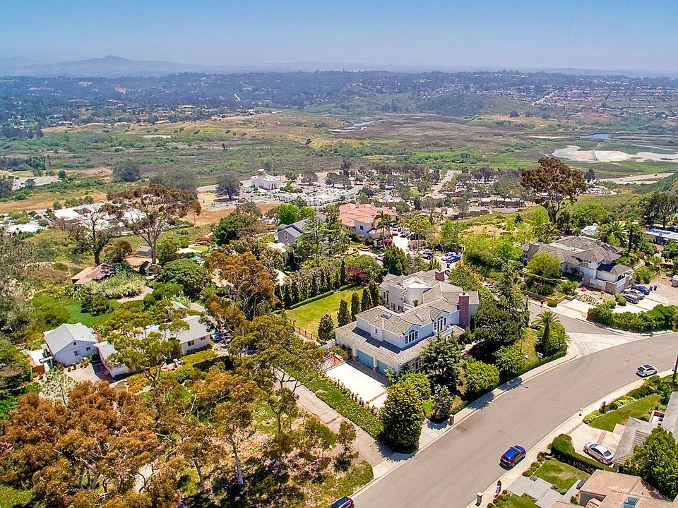 2011 Crest Dr, Encinitas, CA 92024 | Zillow