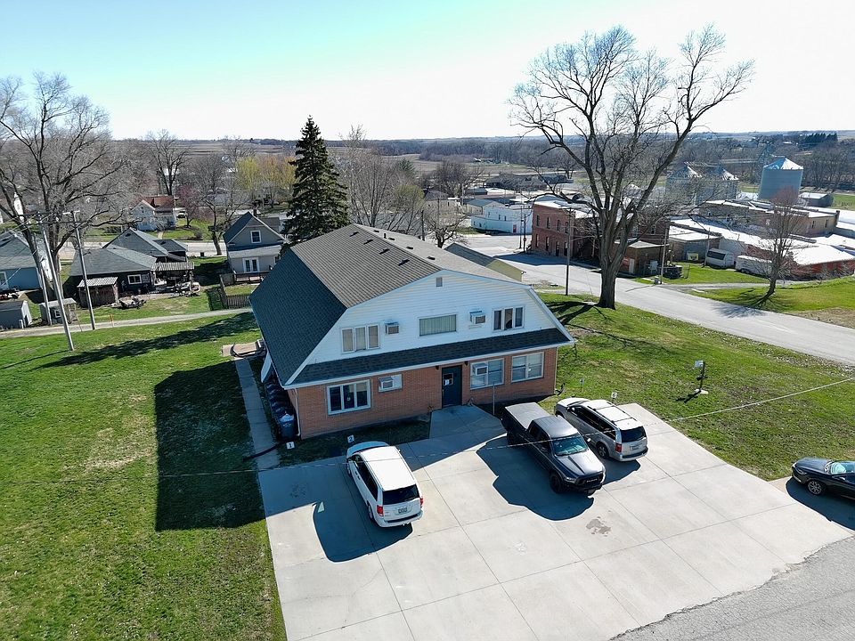 207 Pleasant St, Carson, IA 51525 | Zillow