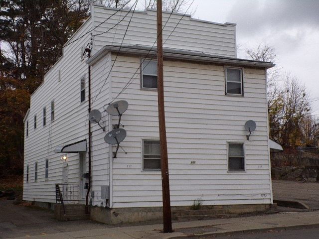 217 Robinson St, Binghamton, NY 13904 | Zillow