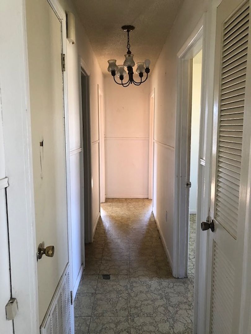933 Landry St, Breaux Bridge, LA 70517 | Zillow