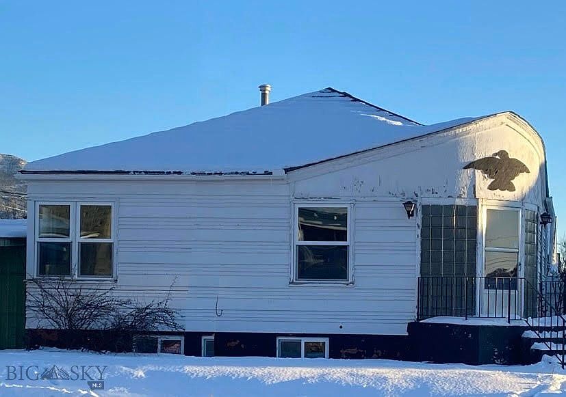 2000 Roberts Ave, Butte, MT 59701 | Zillow