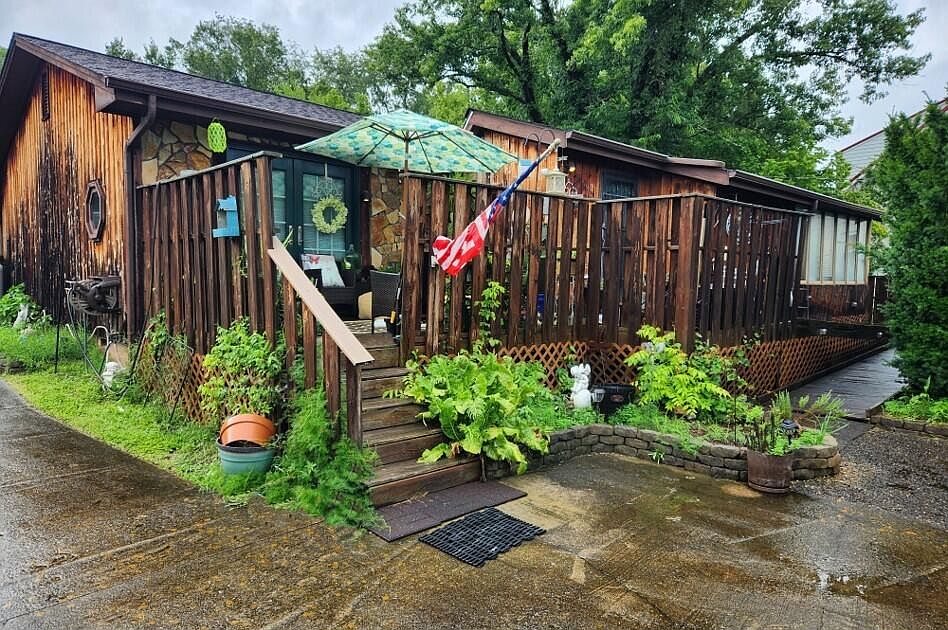 240 Clover Bottom Dr, Kingsport, TN 37660 | Zillow