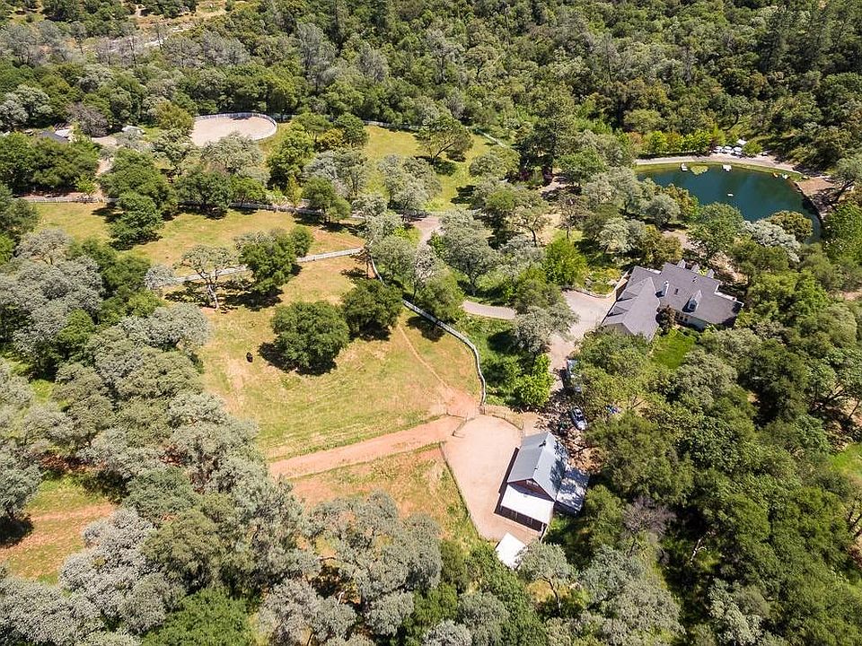 11615 Overhill Dr, Auburn, CA 95602 | Zillow