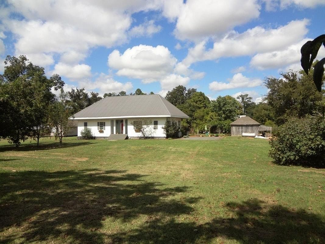 484 Riverview Dr, Natchez, LA 71456 | Zillow