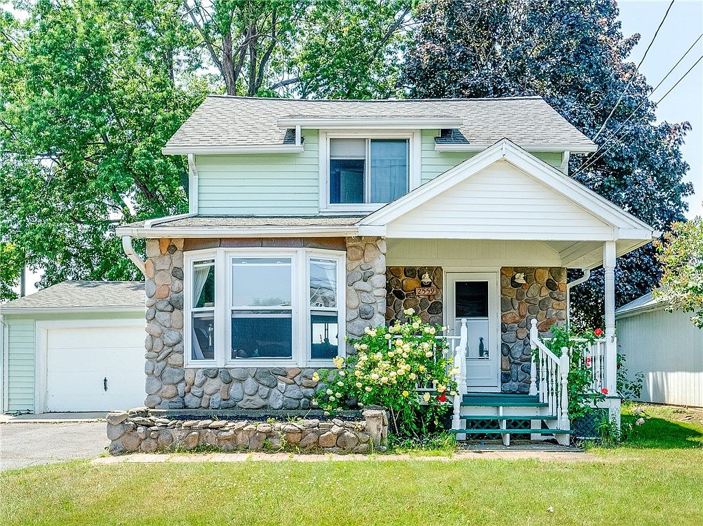 2559 Edgemere Dr, Rochester, NY 14612 | Zillow