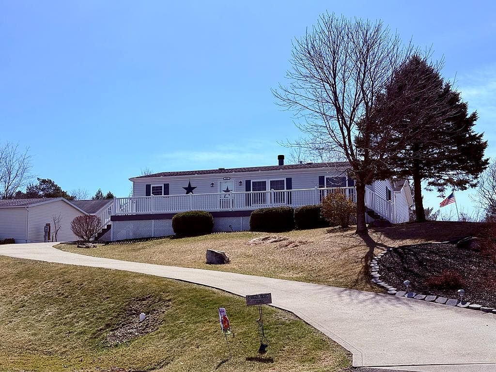 142 Cole St, Sayre, PA 18840 | MLS #31722090 | Zillow