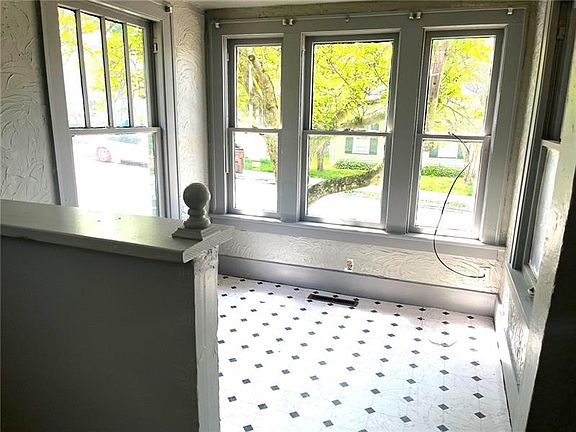 501 Hull St, Sharon, PA 16146 | MLS #1646820 | Zillow