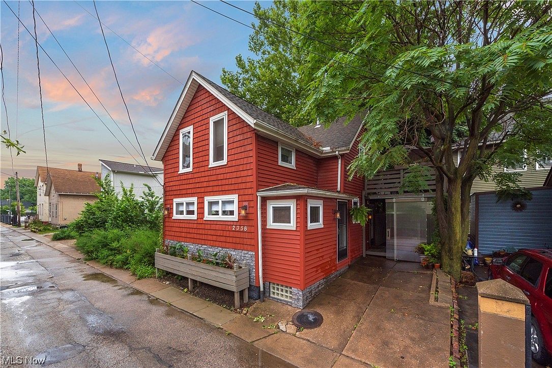 2356 Thurman Ave, Cleveland, OH 44113 | Zillow
