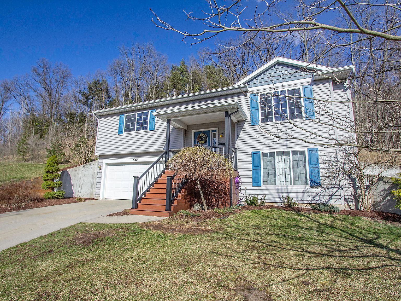 855 N Jefferson St, Lowell, MI 49331 | Zillow