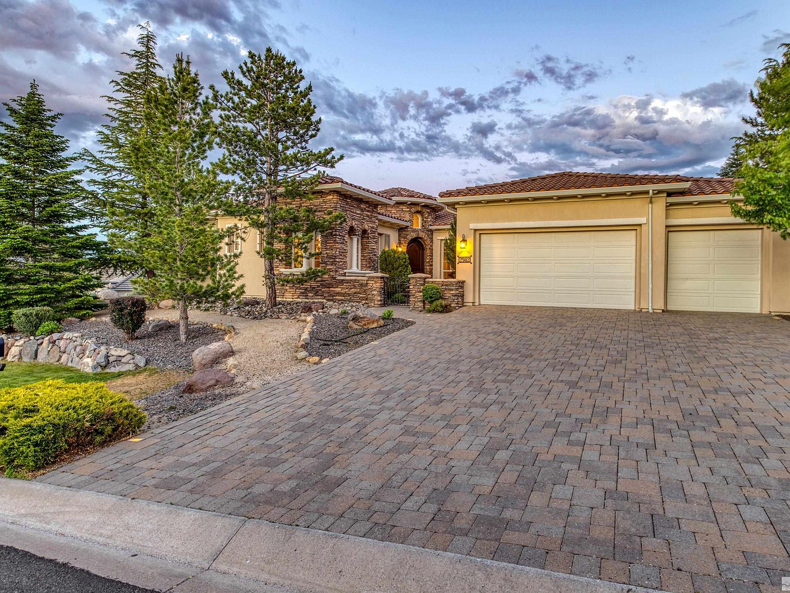 2982 Granite Pointe Dr, Reno, NV 89511 | Zillow