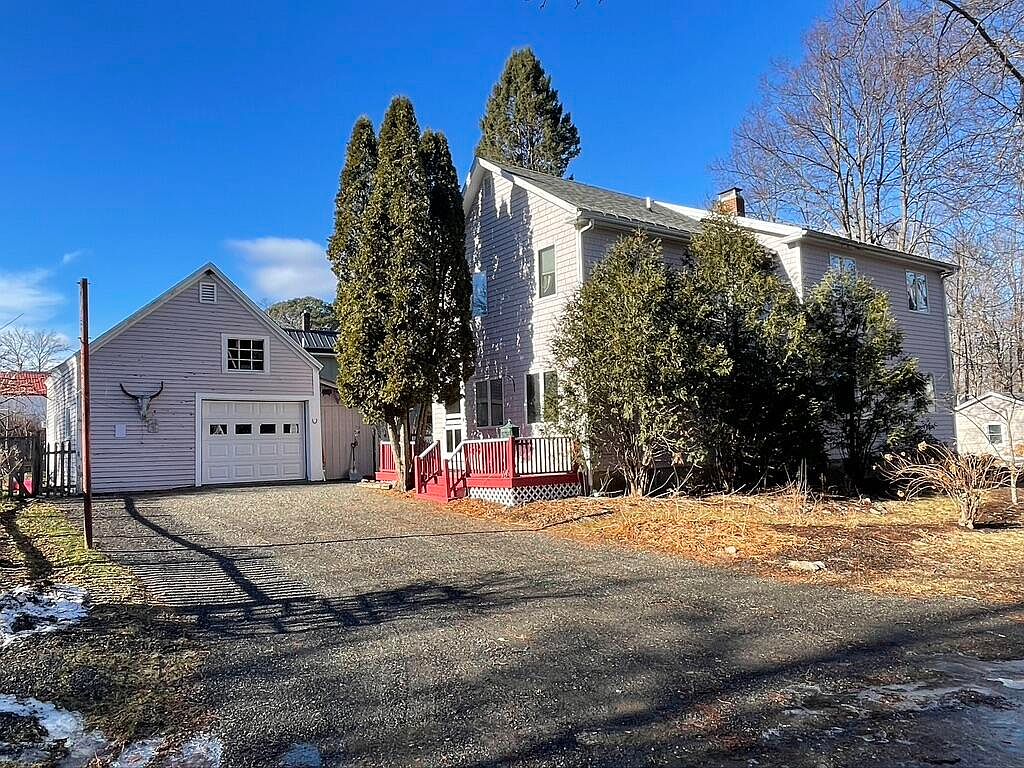 18 Bradbury Street, Belfast, ME 04915 | Zillow