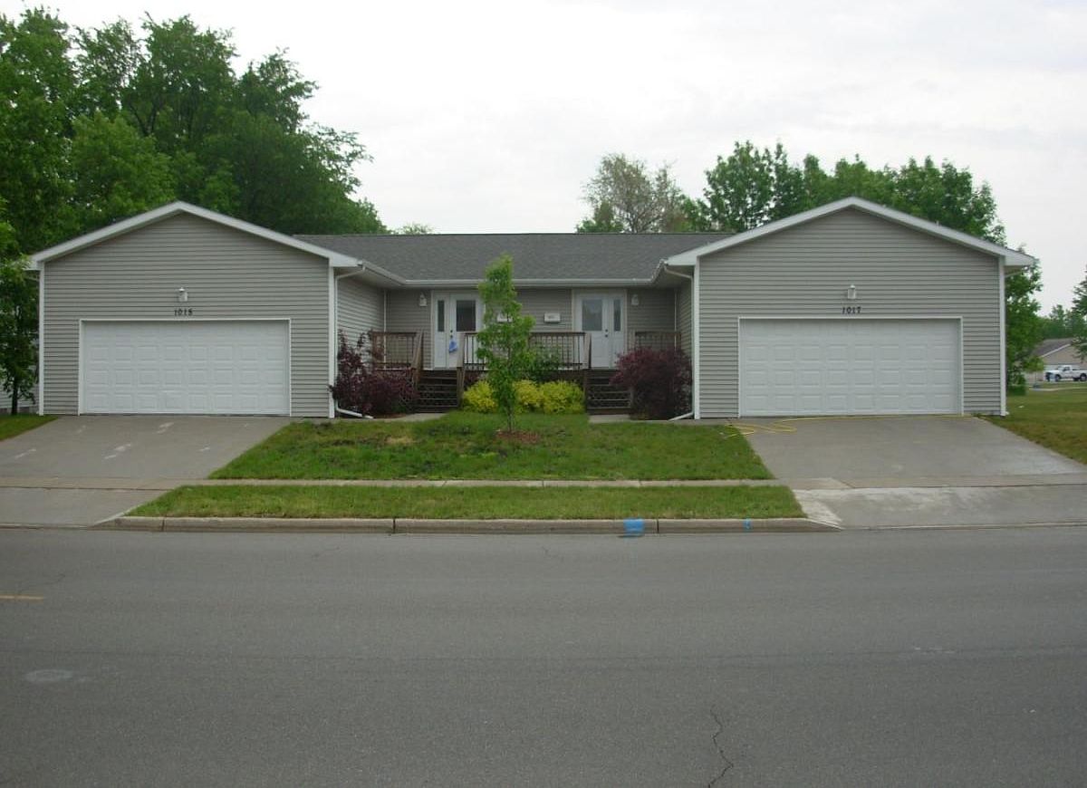 1015 S Crapo St, Mount Pleasant, MI 48858 | Zillow