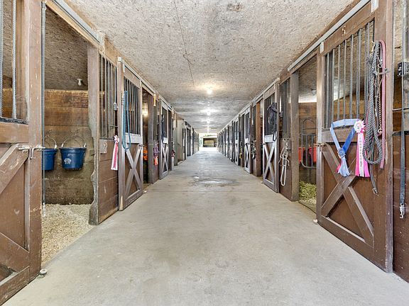 45W421 Kelley Rd, Hampshire, IL 60140 | MLS #11915720 | Zillow