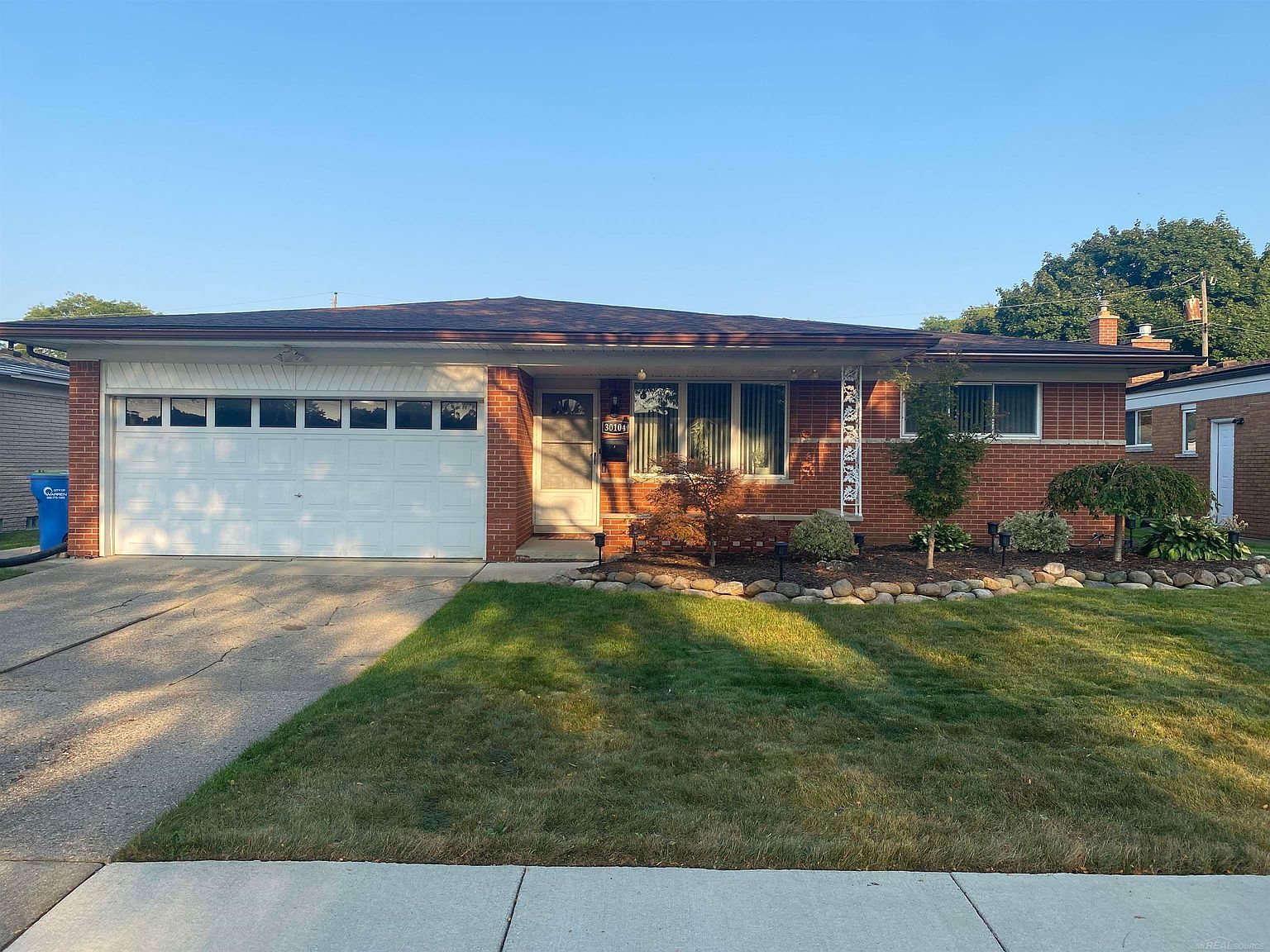30104 Sharon Ln, Warren, MI 48088 | Zillow