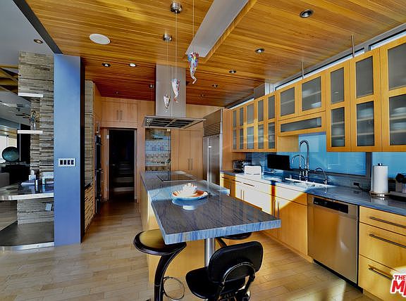 24826 Malibu Rd, Malibu, CA 90265 | Zillow