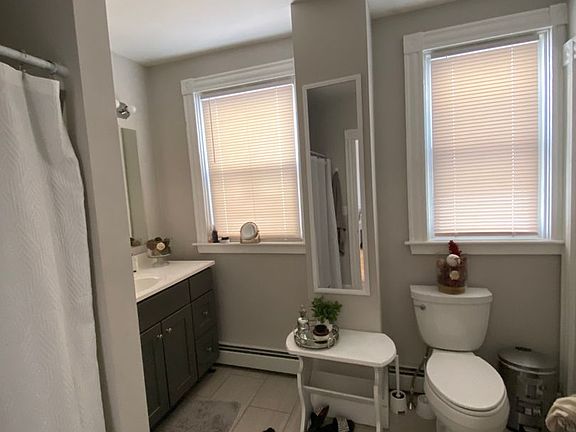 3 Spruce St #2L, Providence, RI 02903 | Zillow