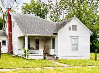 303 N Main St, Linneus, MO 64653 | MLS #11280617 | Zillow