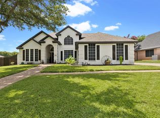 905 Country Club Rd, Cleburne, TX 76033 | MLS #20659177 | Zillow