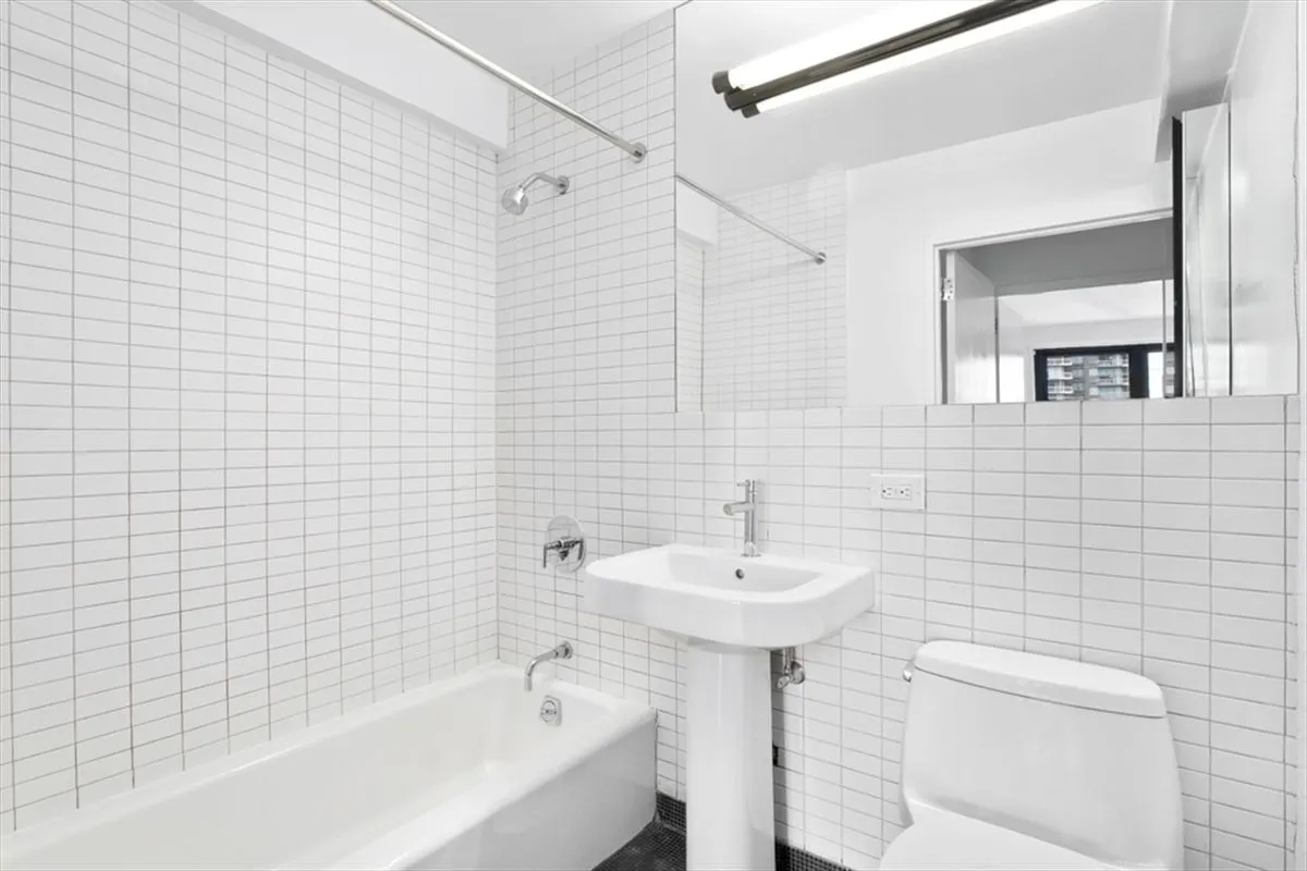 222 East 39th Street #12D in Murray Hill, Manhattan | StreetEasy