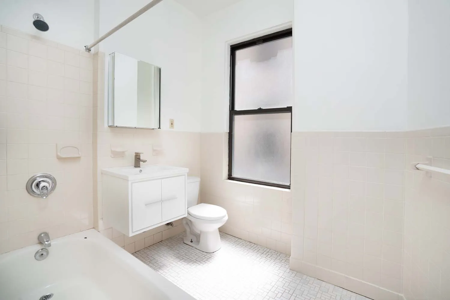 583 Riverside Drive #3A in Hamilton Heights, Manhattan | StreetEasy