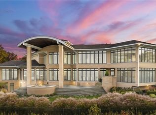 32894 Lake Rd, Avon Lake, OH 44012 | MLS #4472712 | Zillow