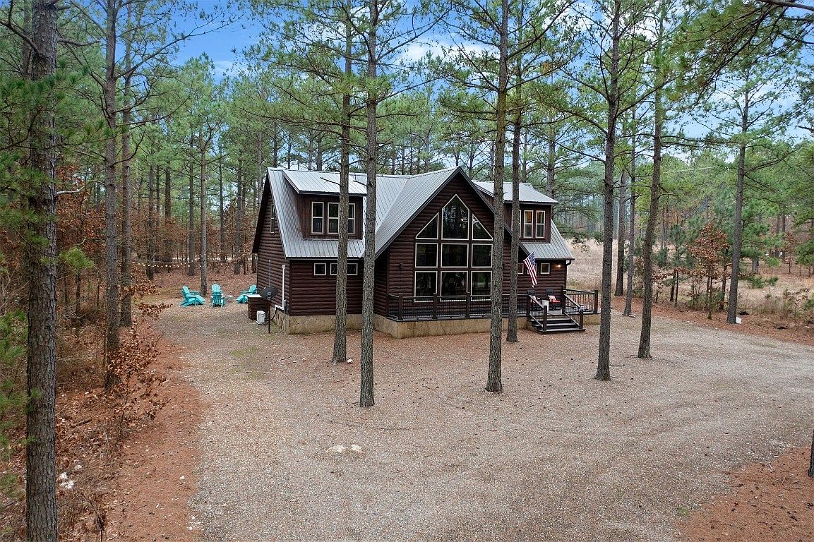 386 Sugar Pine Loop, Broken Bow, OK 74728 | MLS #1141118 | Zillow