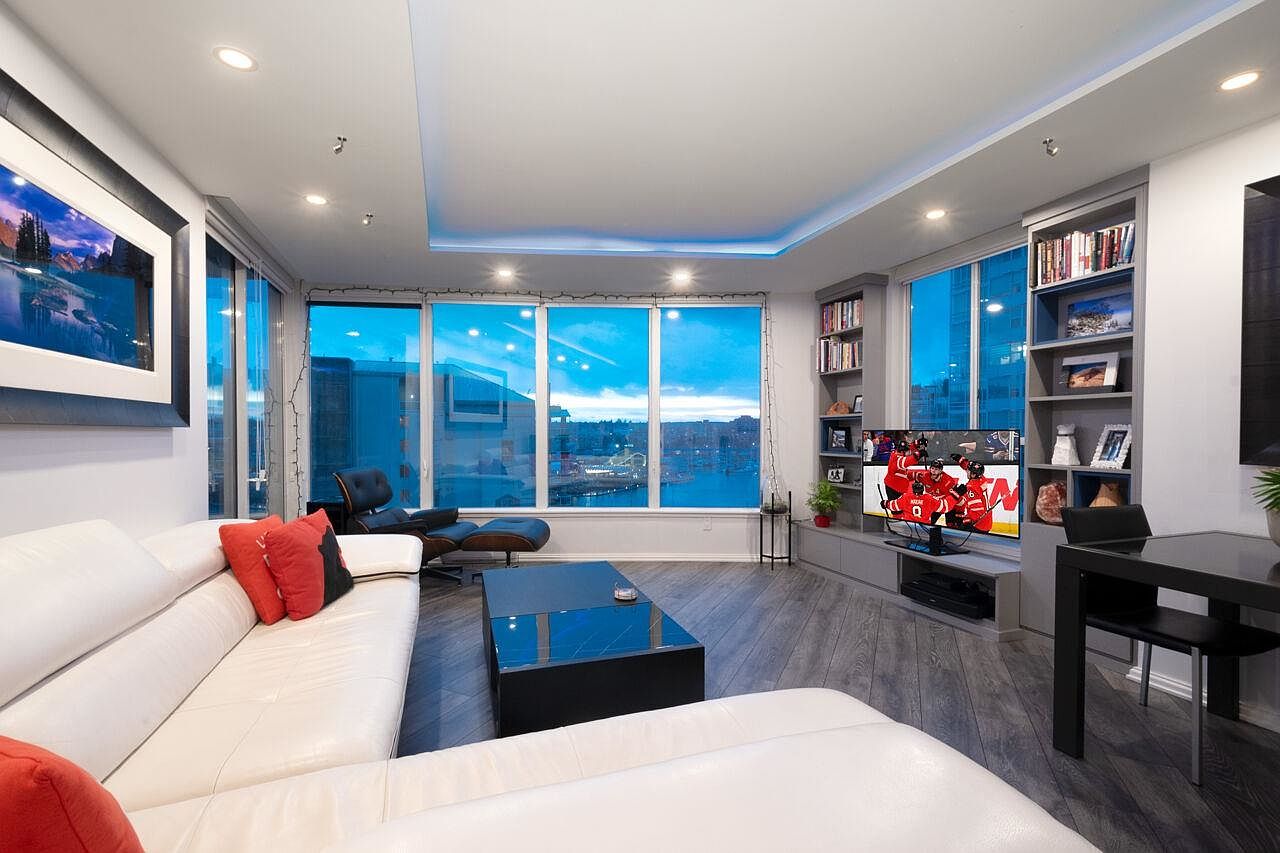 1500 Howe St #805, Vancouver, BC V6Z 2N1 | MLS #R2979758 | Zillow