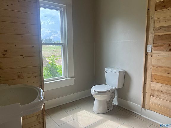 215 Gaines St, Boaz, AL 35956 | Zillow